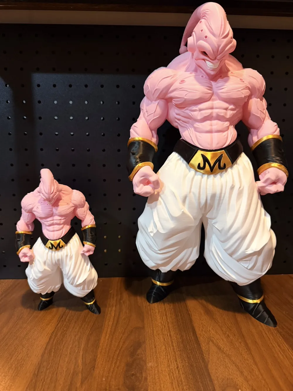 Estatua de Majin Buu realista multicolor con piezas separadas - Modelo ...
