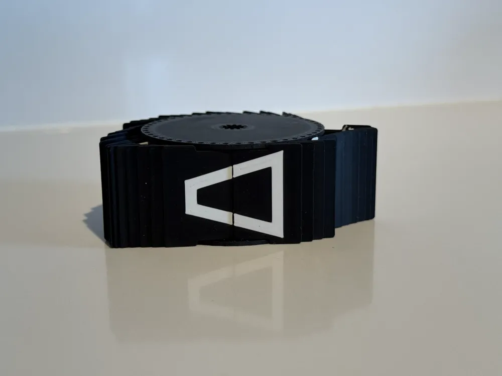 Split Flap Display - Flap Customiser - Free 3D Print Model - MakerWorld