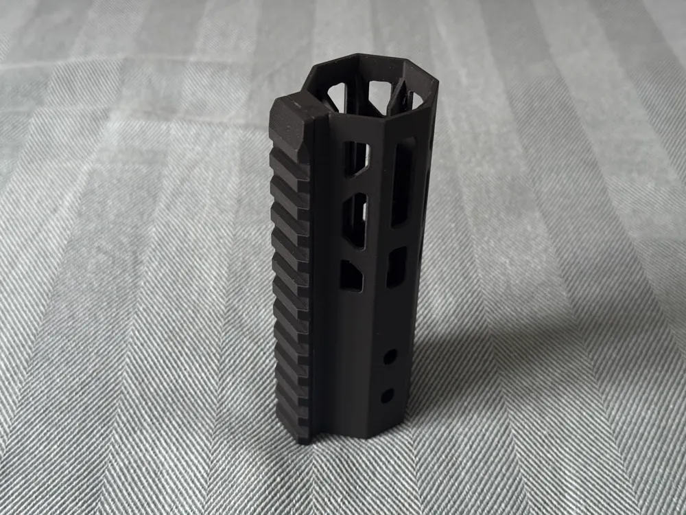 M-LOK handguard 1 (4.25" and 5.25" lengths) by hottr MakerWorld: Download Free 3D Models