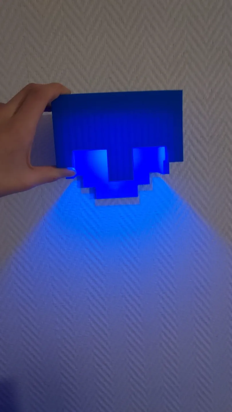 Minecraft headset stand with screw holes by misod42 - MakerWorld