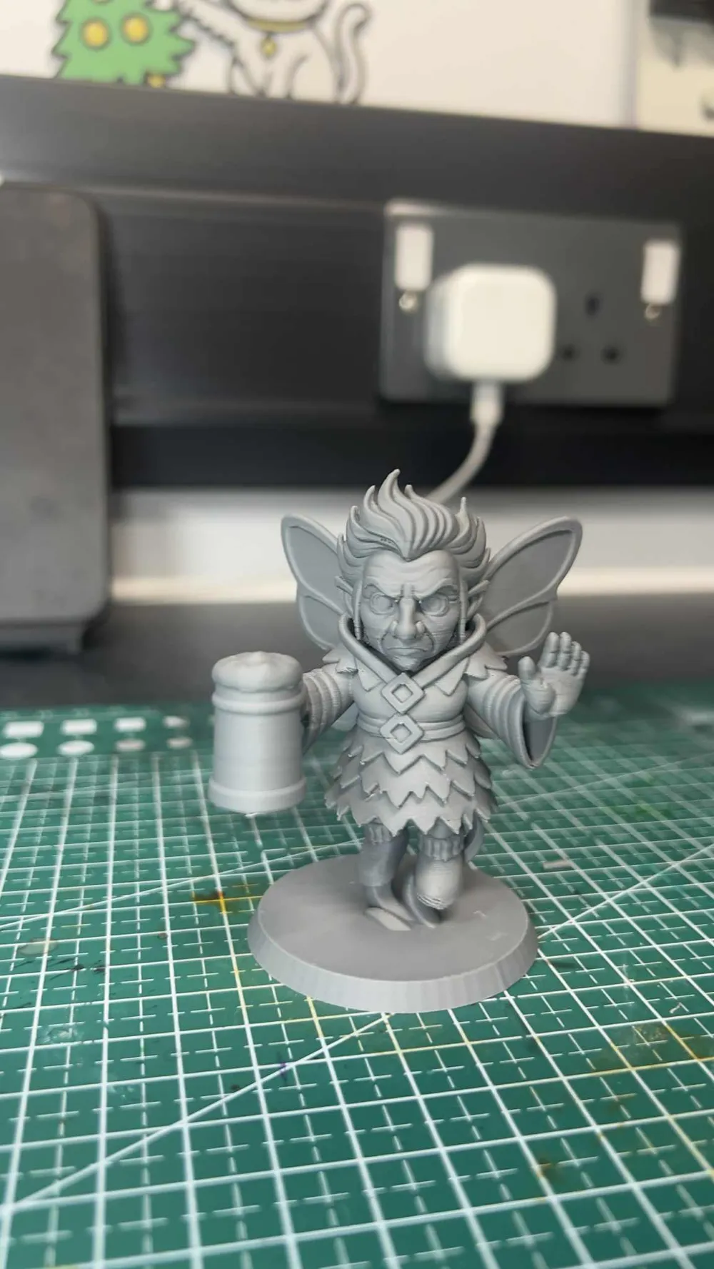 Elle McGibbons - Dungeon Crawler Carl - Free 3D Print Model - MakerWorld