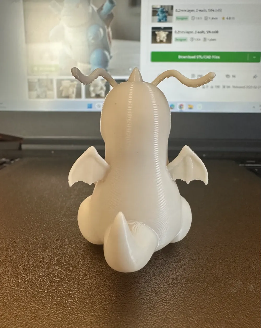 Mini Dragonite by Varun MakerWorld: Download Free 3D Models