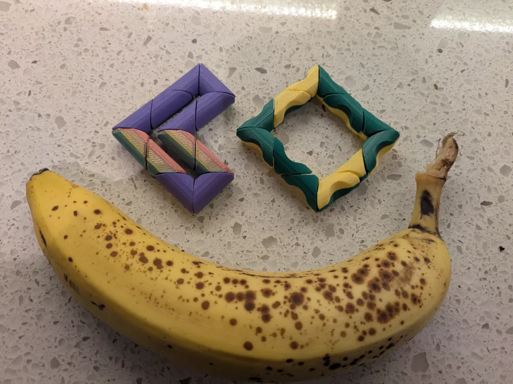 Infinity Loop Fidget - Tiny edition - only 16g by taylormadearmy ...