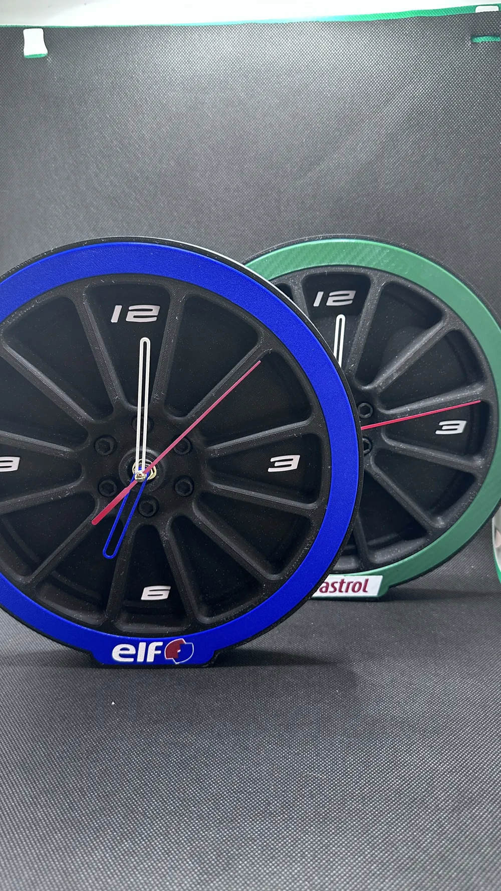 Analog Clock in Wheel Shape – Castrol Model by nb3d.impressao ...