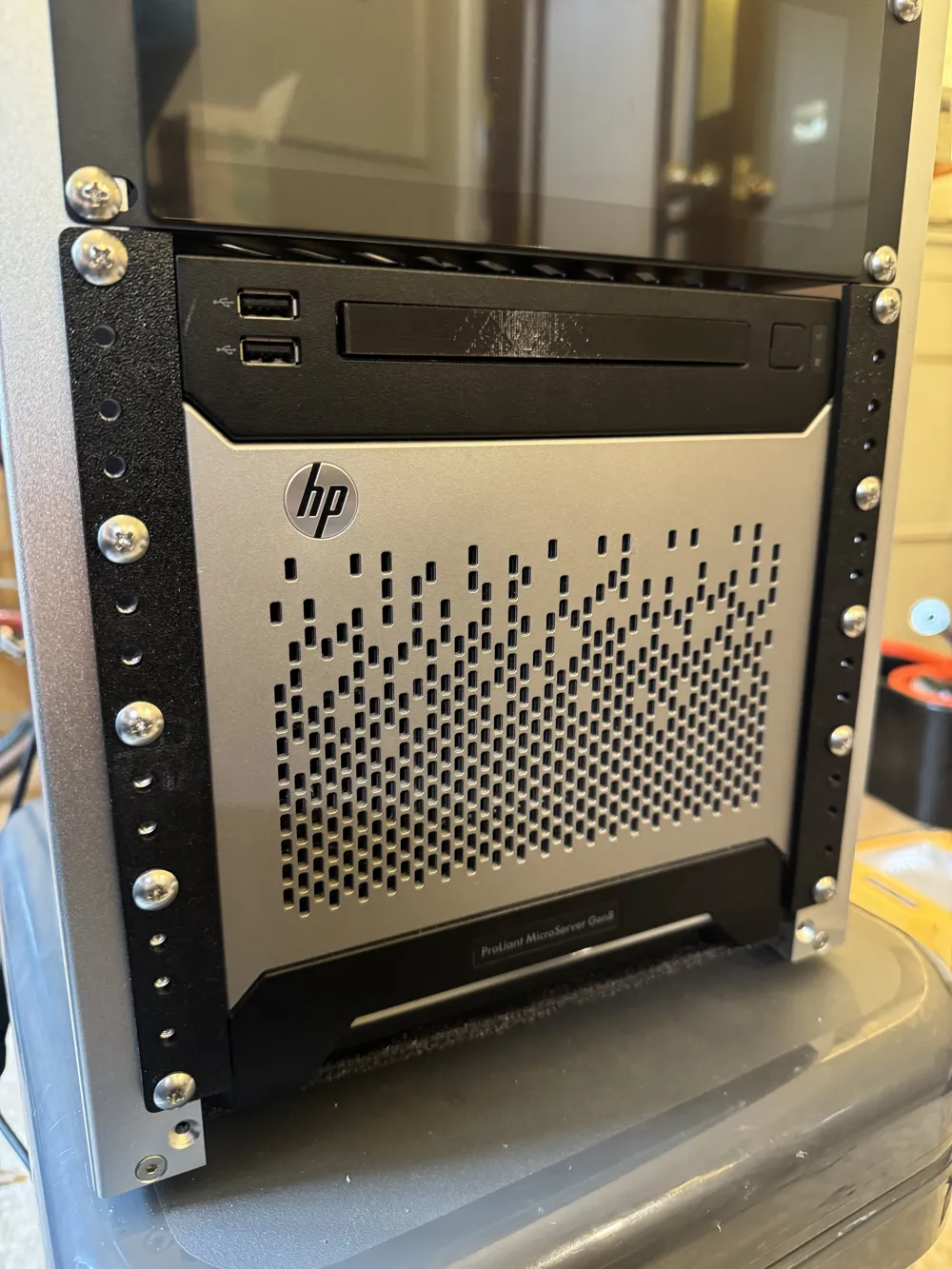 10" Rack 5U HP Microserver Brace by James GarsideMakerWorld: Download ...