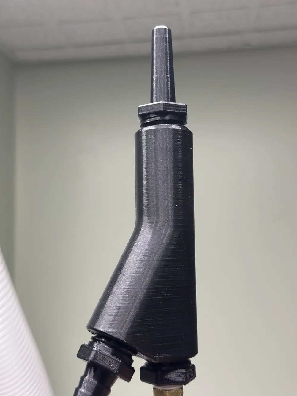 Vapor Blast Gun V4 - Free 3D Print Model - MakerWorld