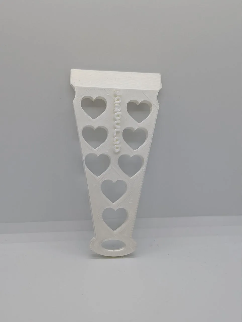 bambulab Heart scraper: The Stylish and Efficient by Handsin3d - MakerWorld