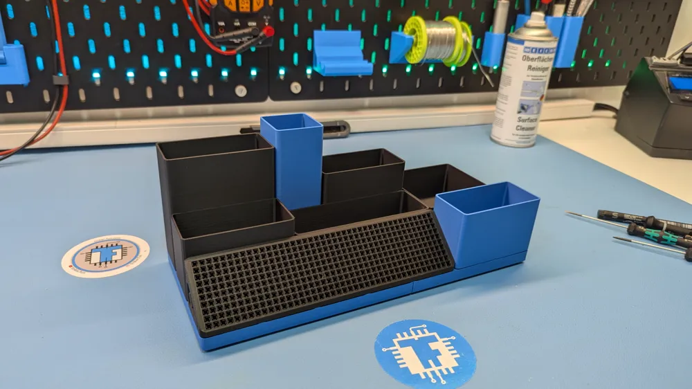 Pixel Pen Holder/Desktop Organizer - Gridfinity by Tinker.fun - MakerWorld