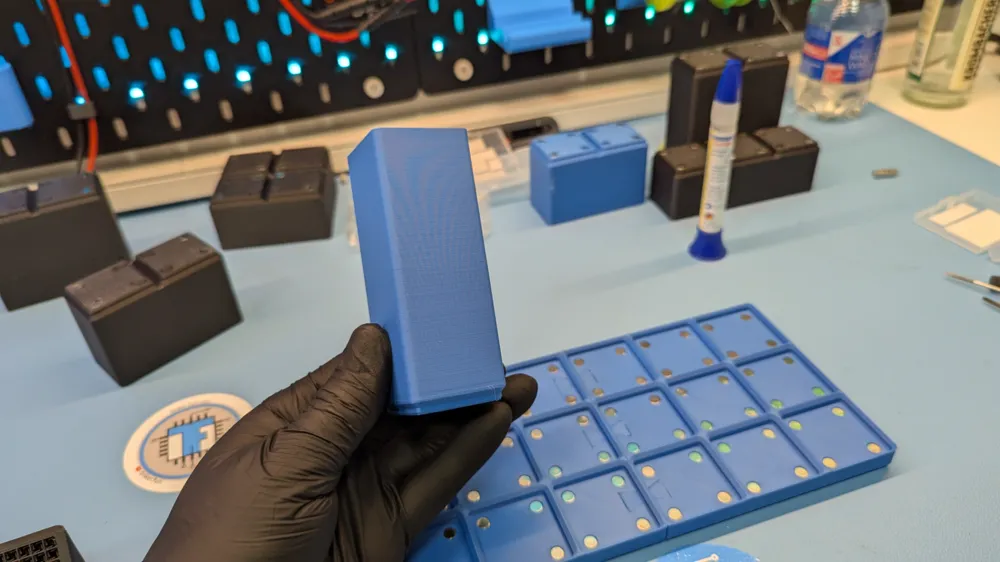 像素笔筒/桌面整理器 - Gridfinity 来自 Tinker.fun - MakerWorld