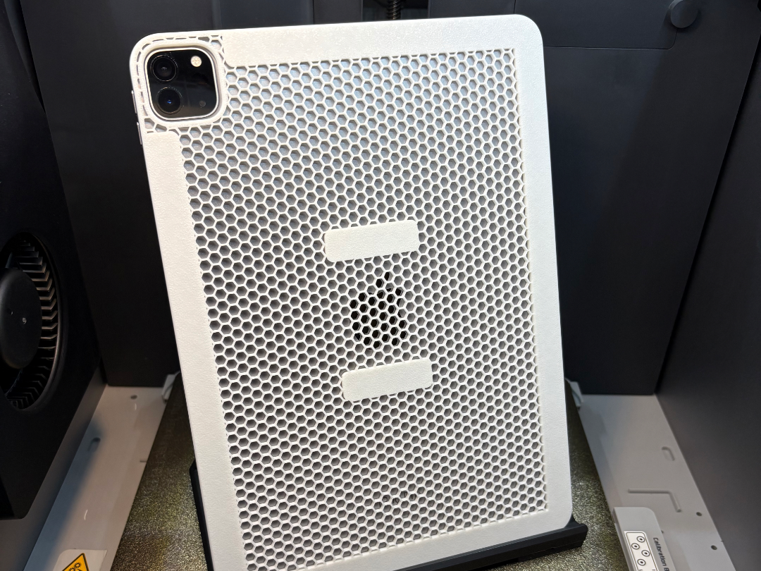 11-inch iPad Pro Back Panel Skin/Stick-on Case (Make Back Flat Again ...