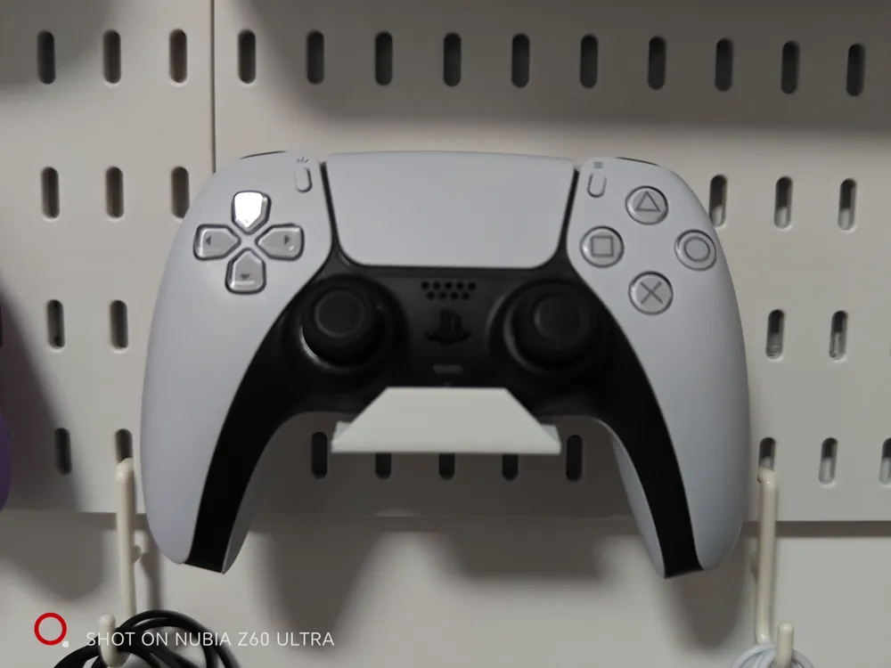 Game console controller stand by ROCINNNN - MakerWorld