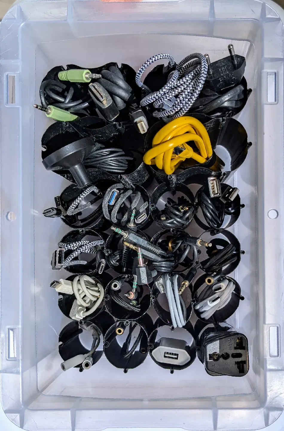 Simple, Modular Cable Box Organizer (Vase&Grid) by Till - MakerWorld