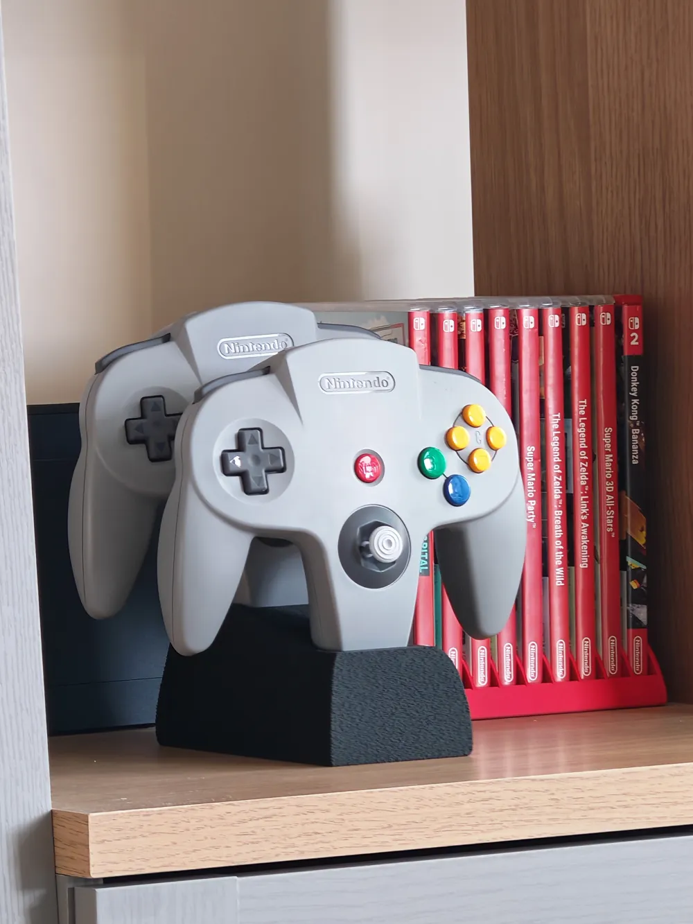 Nintendo 64 N64 Controller Stand - 2 Layouts - Free 3D Print Model ...