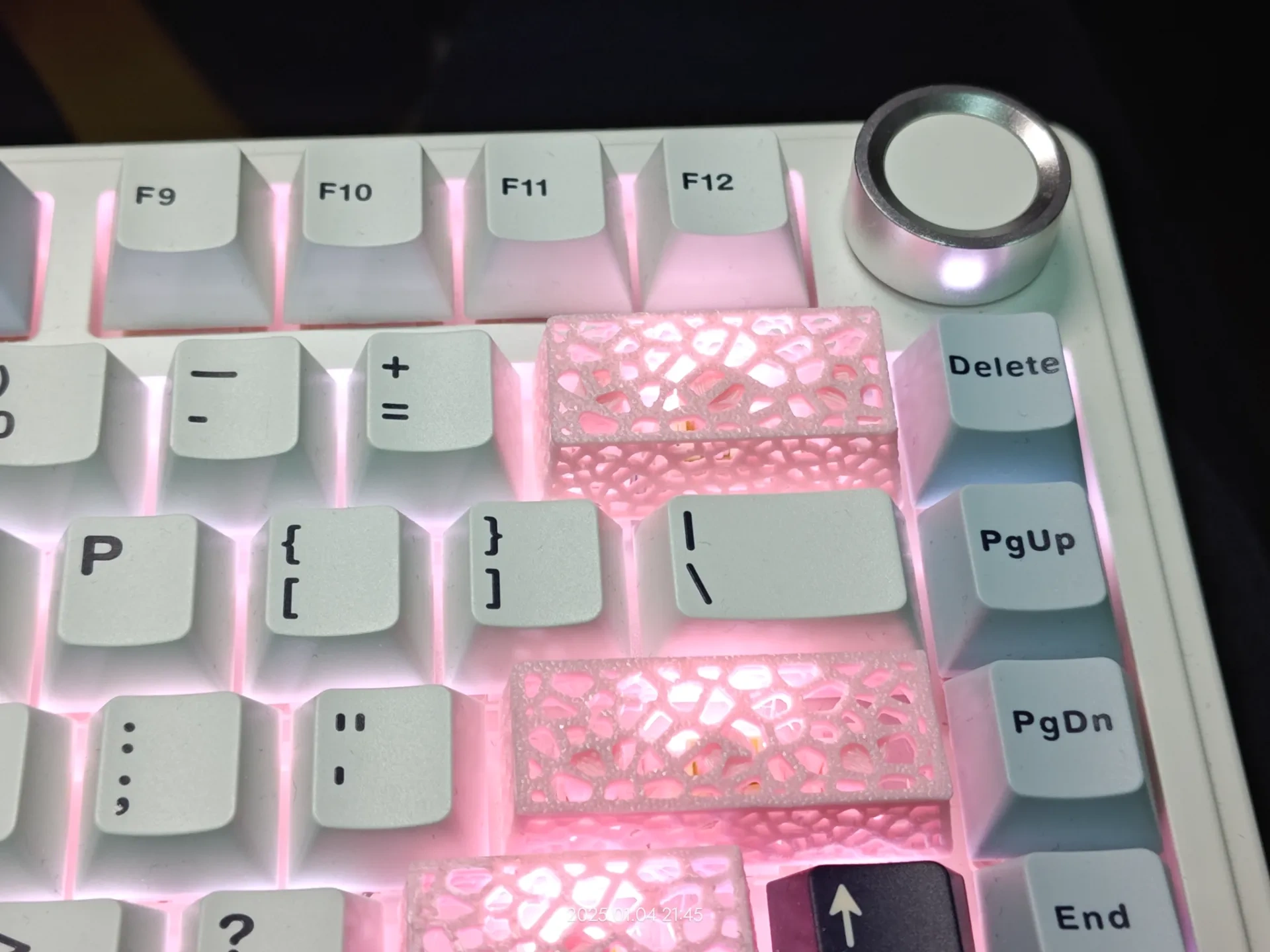 镂空 keycap (back key) 2U, weighing a mere 1.72g by Huhhhh_ MakerWorld ...