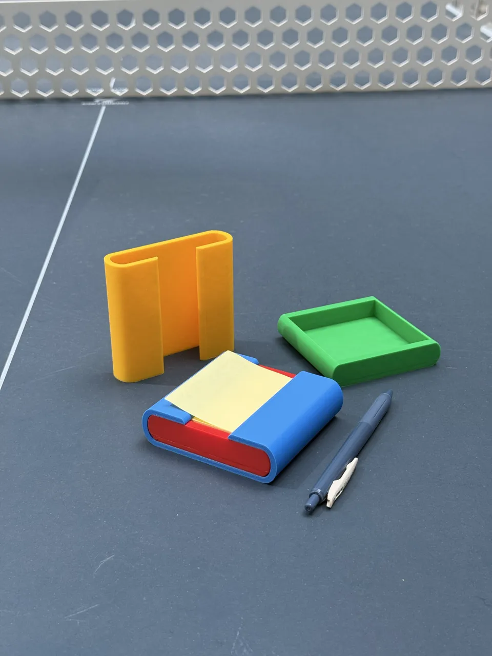 Sticky Note Dispenser -- Minimalist, No Supports! by D3signLane ...