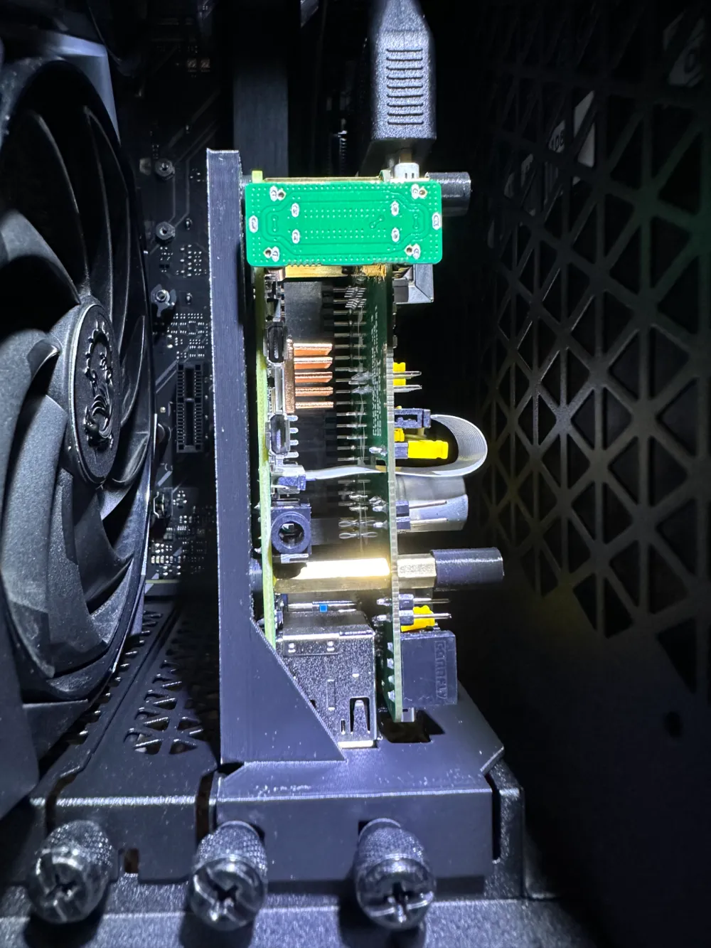 PiKVM HAT v3 PCI Mount Remixed by Chongfun - MakerWorld