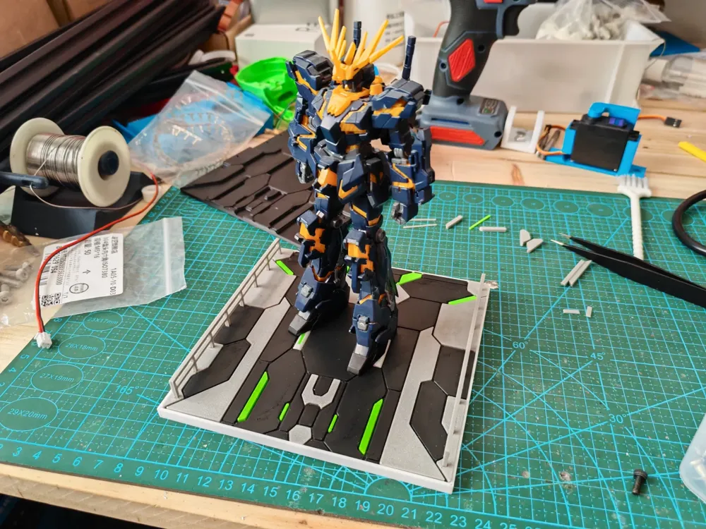 Gundam model base, multi-part model, no AMS required by 狐改FOX ...