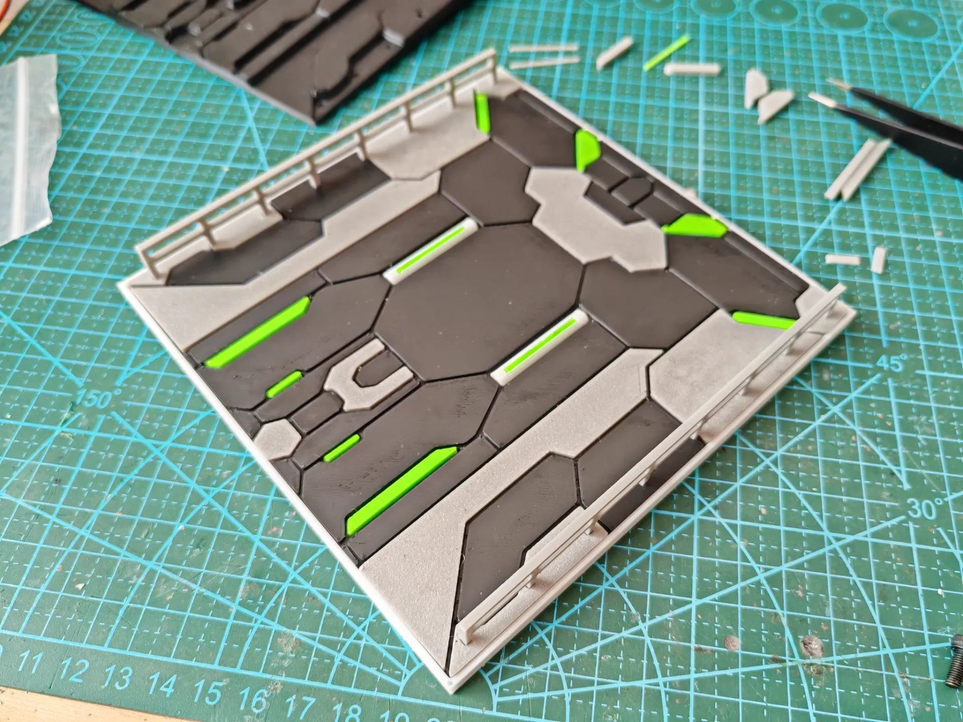 Gundam model base, multi-part model, no AMS required by 狐改FOX ...