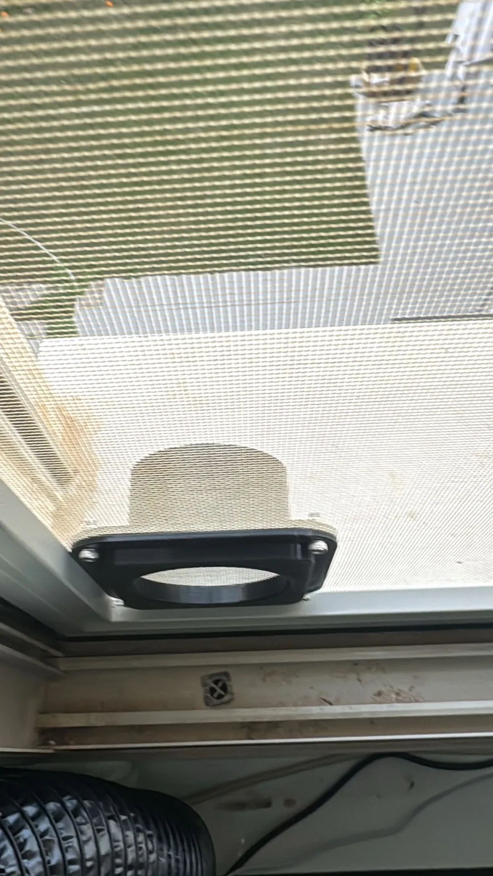 Window Screen Vent Adapter (Magnetic) - Free 3D Print Model - MakerWorld
