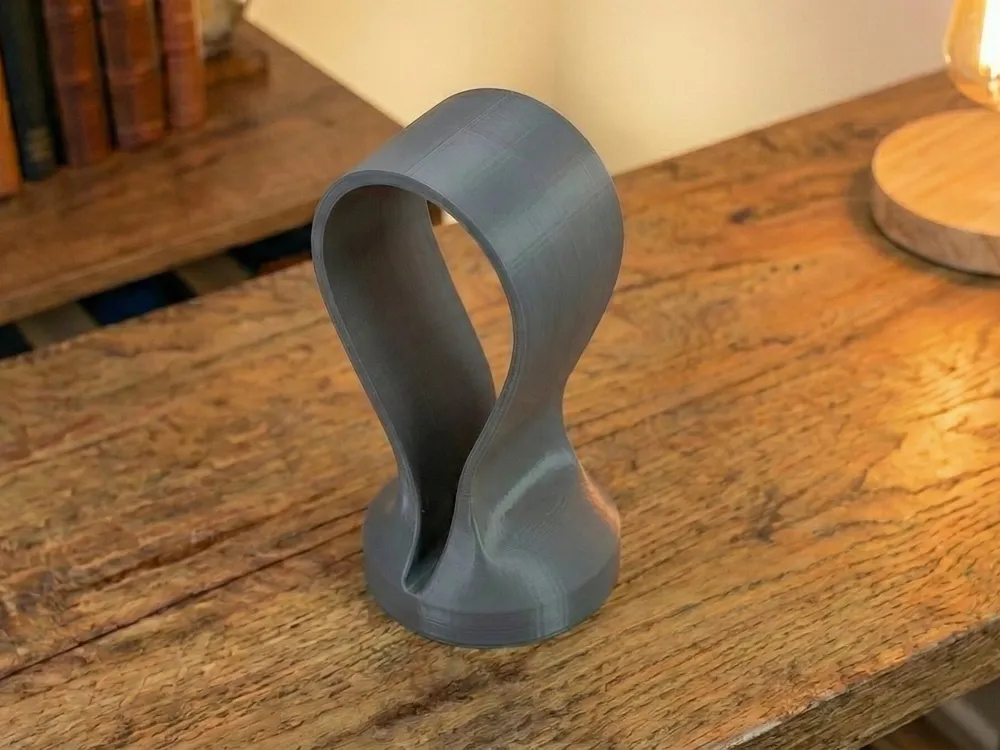 Fluid Loop - Minimalist Headphone Stand - Free 3D Print Model - MakerWorld