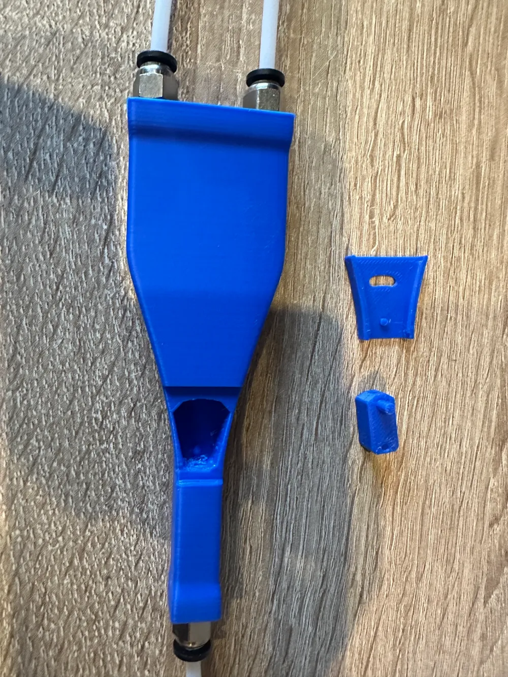 Filament Splitter - switchable by tompson077 - MakerWorld