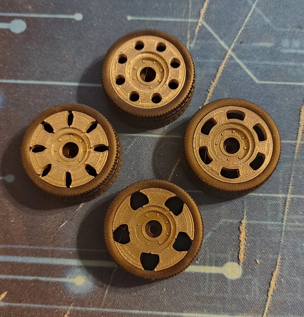 Custom CyberBrick Wheel Set 1 by digitallyforgeddesigns MakerWorld ...