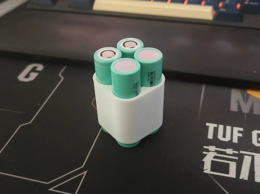 18650 Battery Welding Jig (3-cell, 4-cell, 6-cell) by 咚咚锵 MakerWorld ...