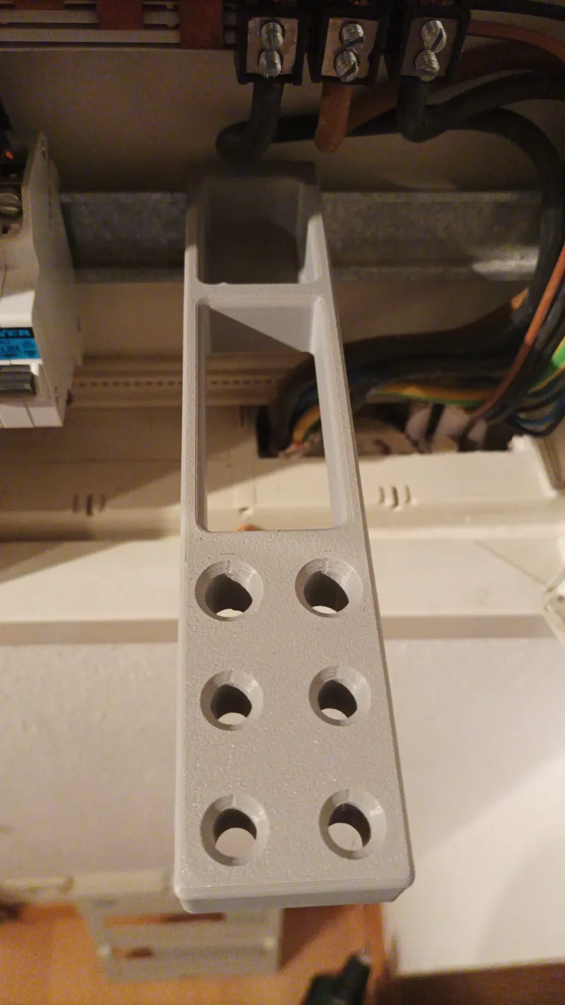 DIN rail mount by Besi MakerWorld: Download Free 3D Models