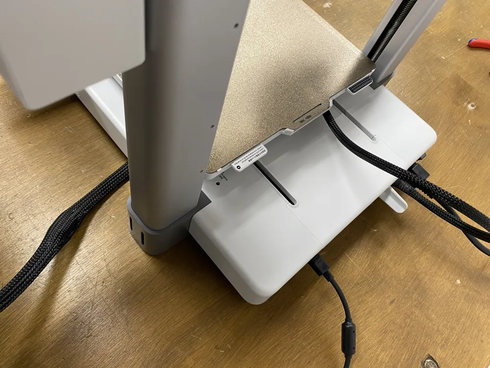 A1 Z-axis Mounted Cable Guiding Bracket by The Brave Dodo MakerWorld ...