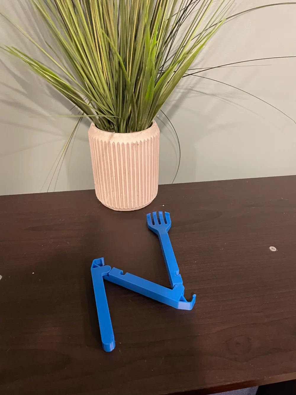 Foldable Back Scratcher by Tbergz - MakerWorld
