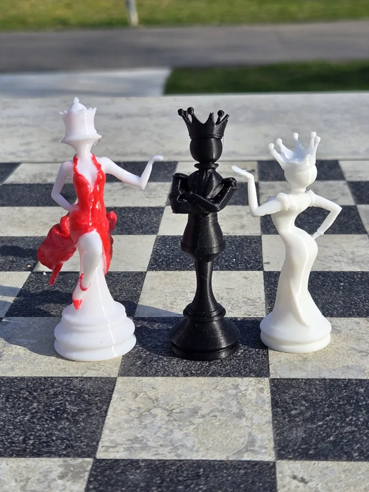 Chess King Queen standing/Dancing couple pose - Free 3D Print Model ...
