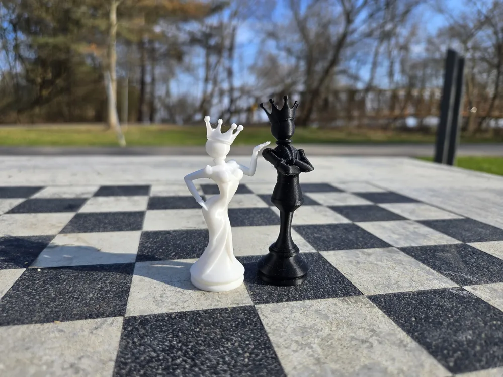 Chess King Queen standing/Dancing couple pose - Free 3D Print Model ...