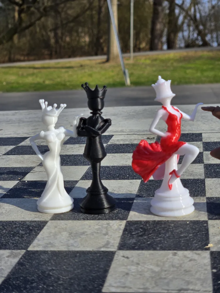 Chess King Queen standing/Dancing couple pose - Free 3D Print Model ...