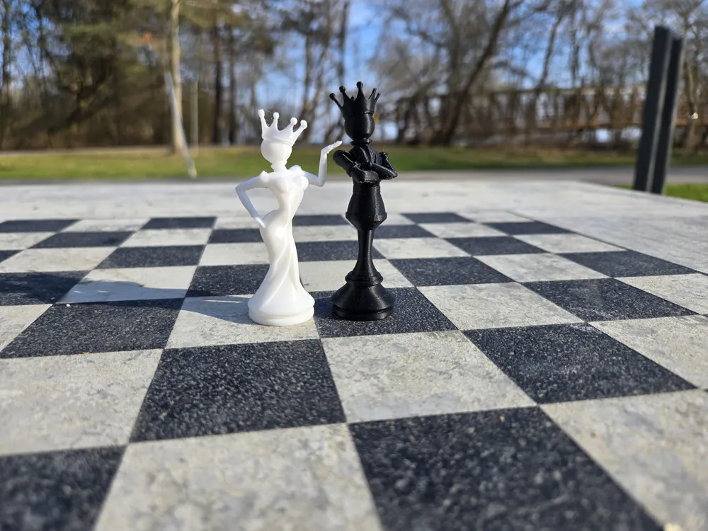 Chess King Queen standing/Dancing couple pose - Free 3D Print Model ...