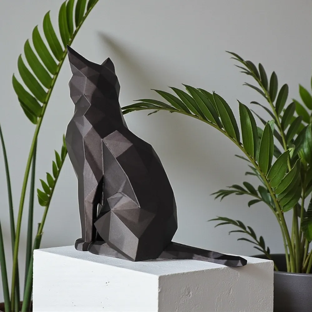 Sitting elegant low poly cat art - Free 3D Print Model - MakerWorld