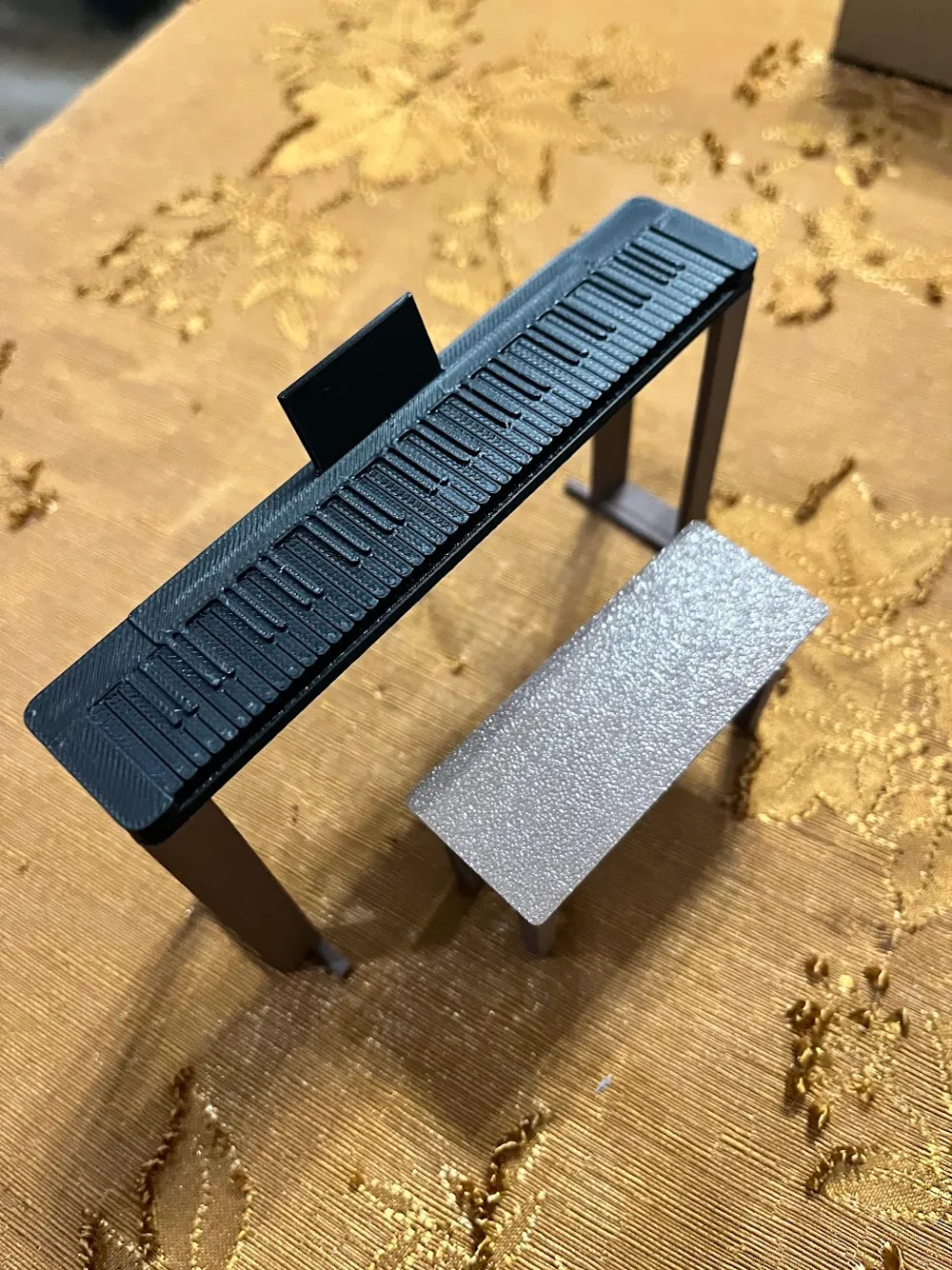 Dummy 13 Piano/Keyboard with Bench by Trazelman MakerWorld: Download ...