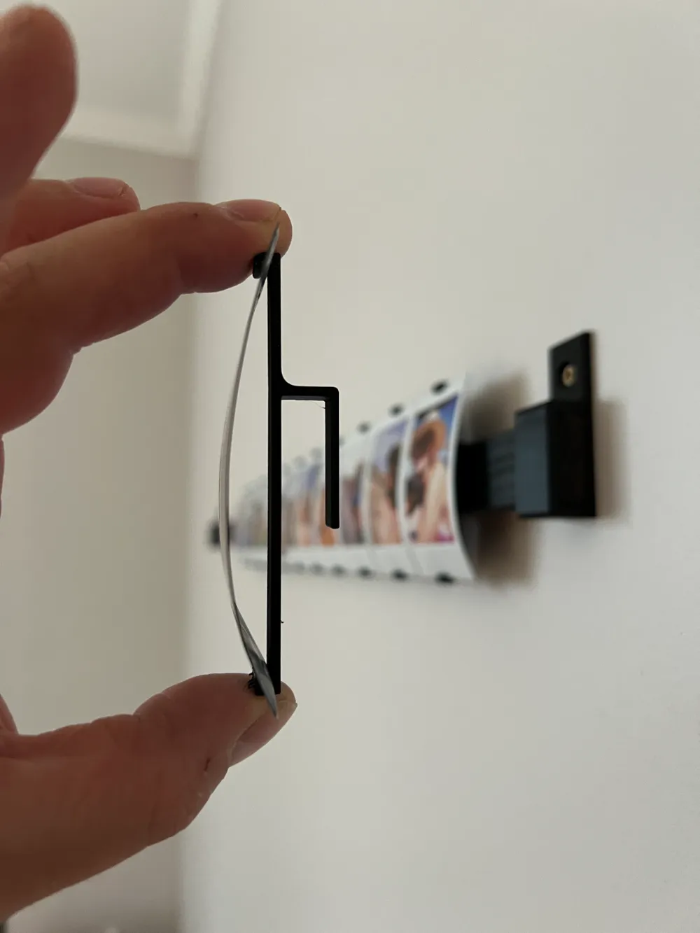 Instax mini photo holder for wall - Free 3D Print Model - MakerWorld