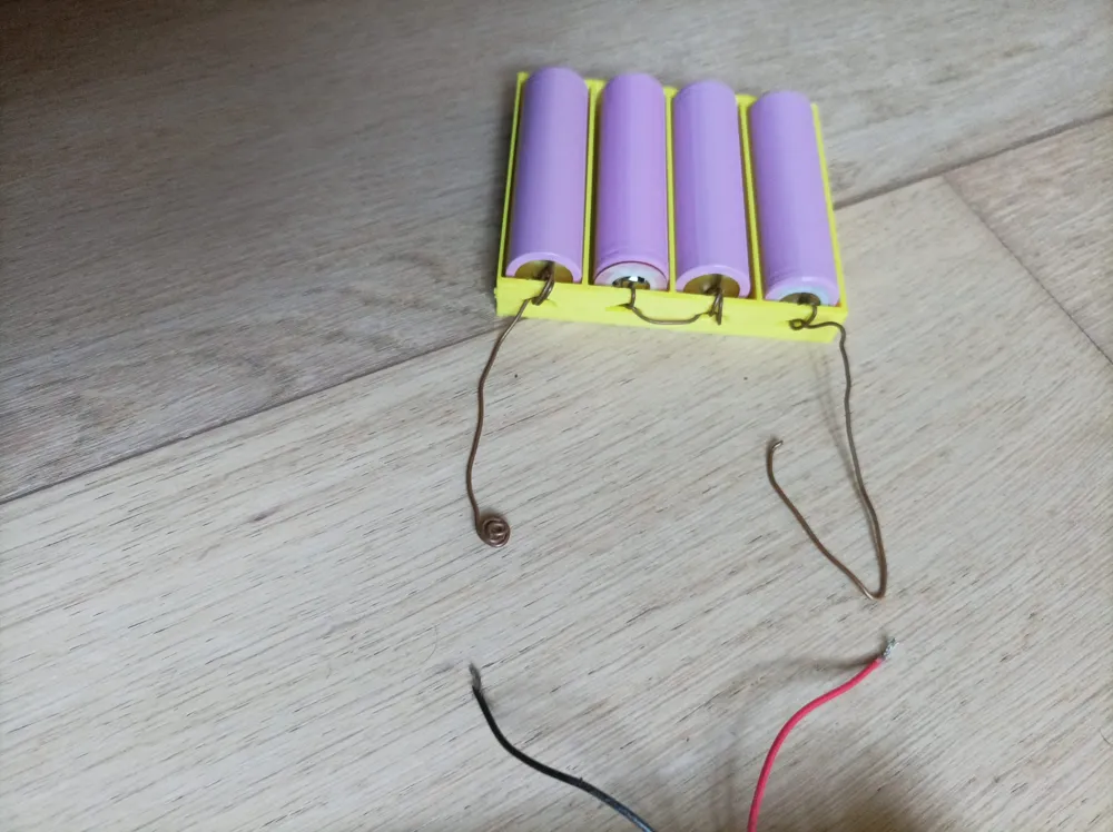 4 batteries 18650 holder by The_D3sign3r MakerWorld: Download Free 3D ...