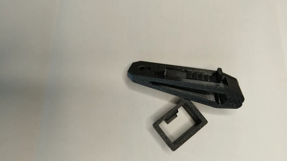 self-locking clip by Yakuza - MakerWorld