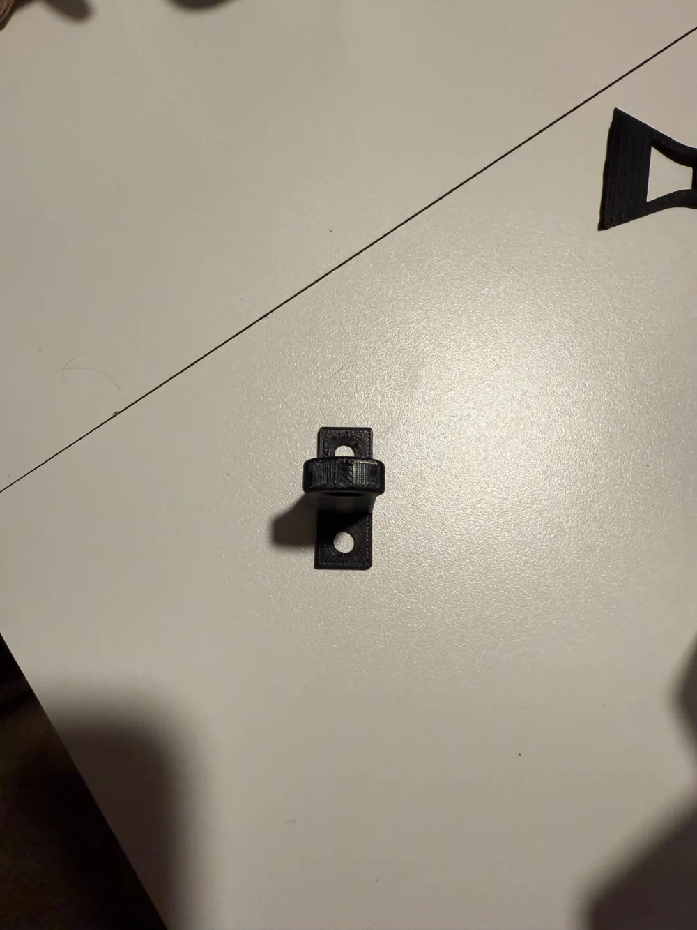 PTFE Tube Fitting Holder Wall Mount by Tom - MakerWorld