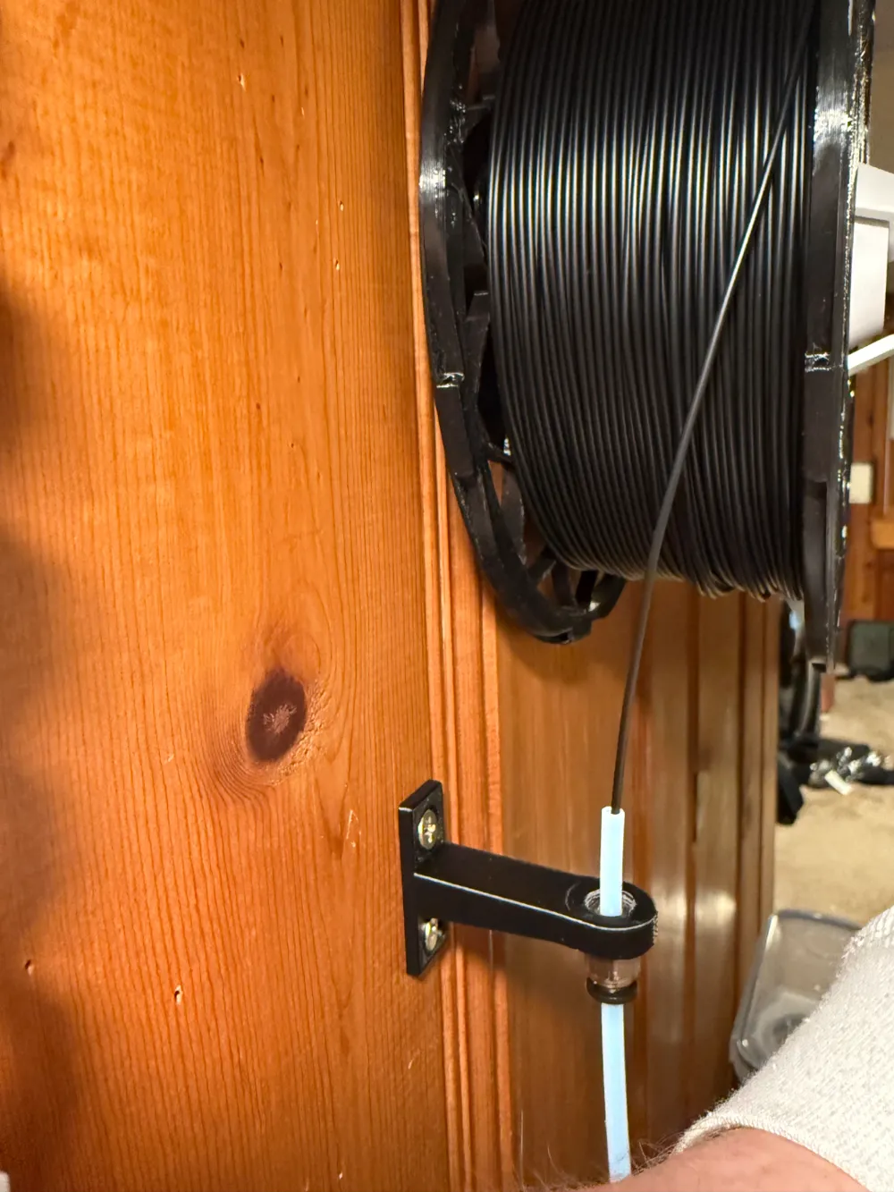 PTFE Tube Fitting Holder Wall Mount by Tom - MakerWorld