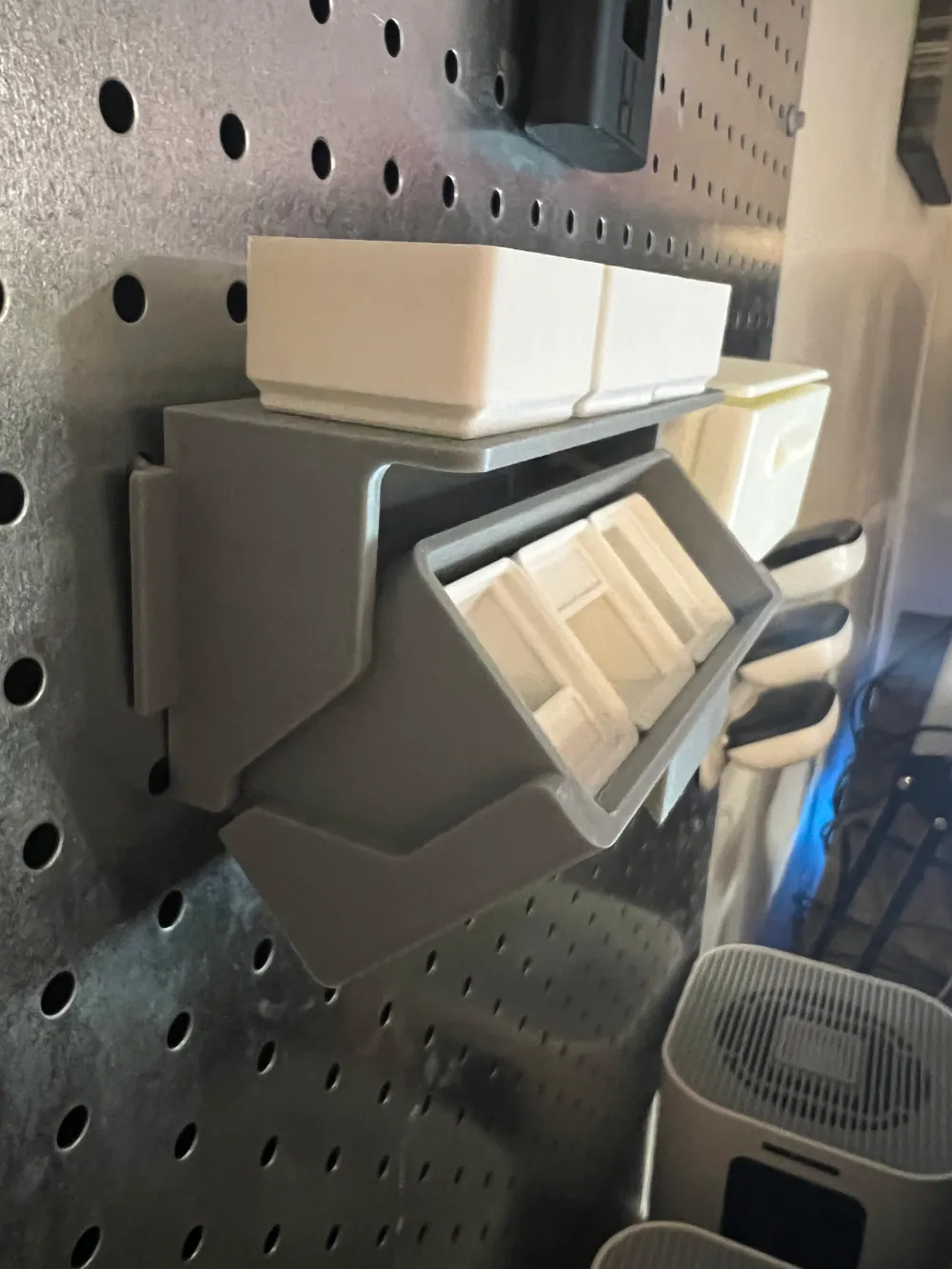 Tilted Gridfinity Drawer For Pegboards With Handle Remixed by ...