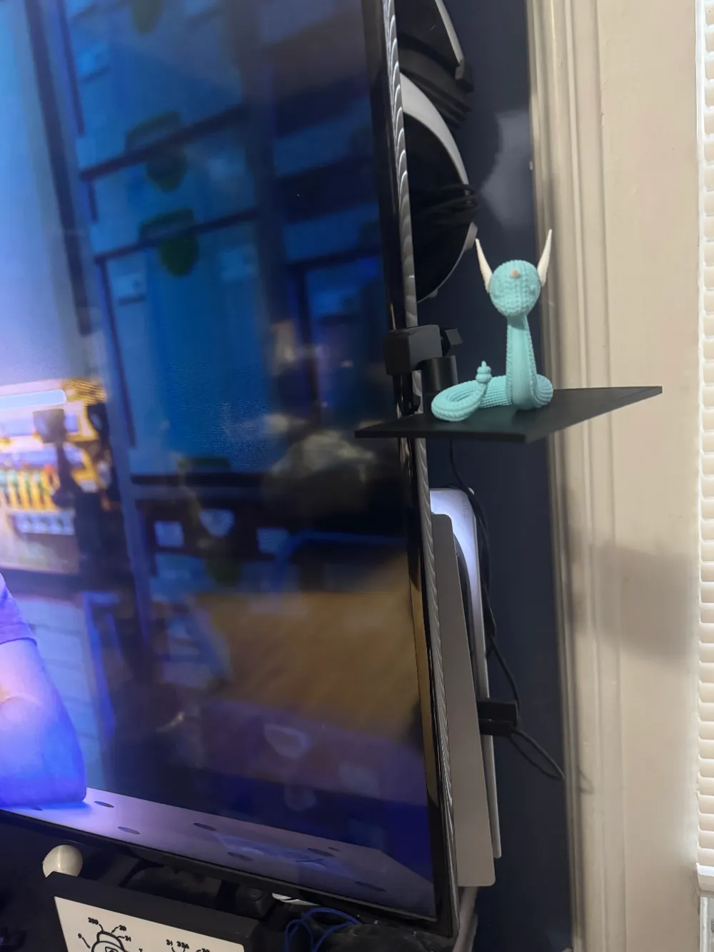 Étagère TV à montage latéral - Modèle d'Impression 3D Gratuit - MakerWorld