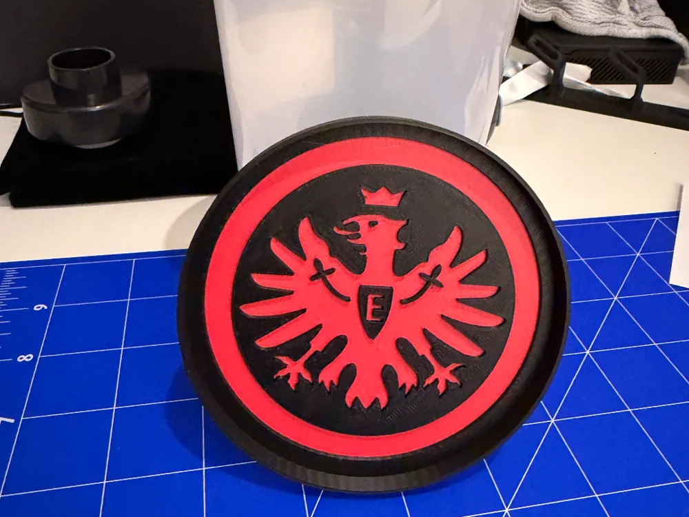 Eintracht Frankfurt Coaster - Free 3D Print Model - MakerWorld