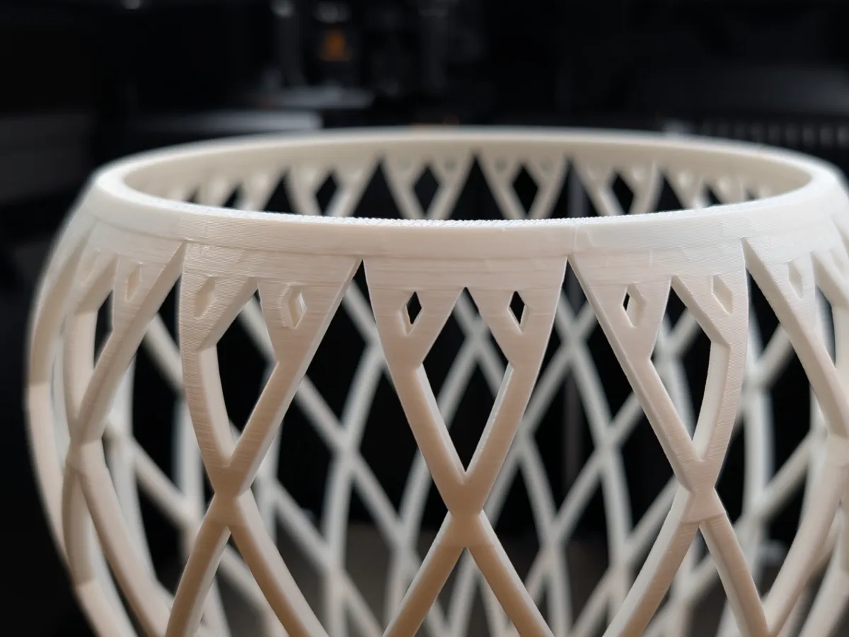 Spiral Lattice Vase - Free 3D Print Model - MakerWorld
