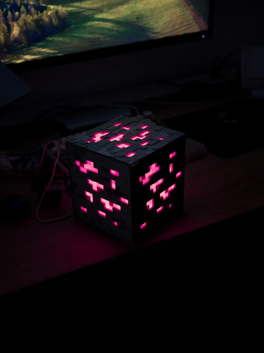 Redstone ore lamp with MH001 led kit by M.Holicky MakerWorld: Download ...
