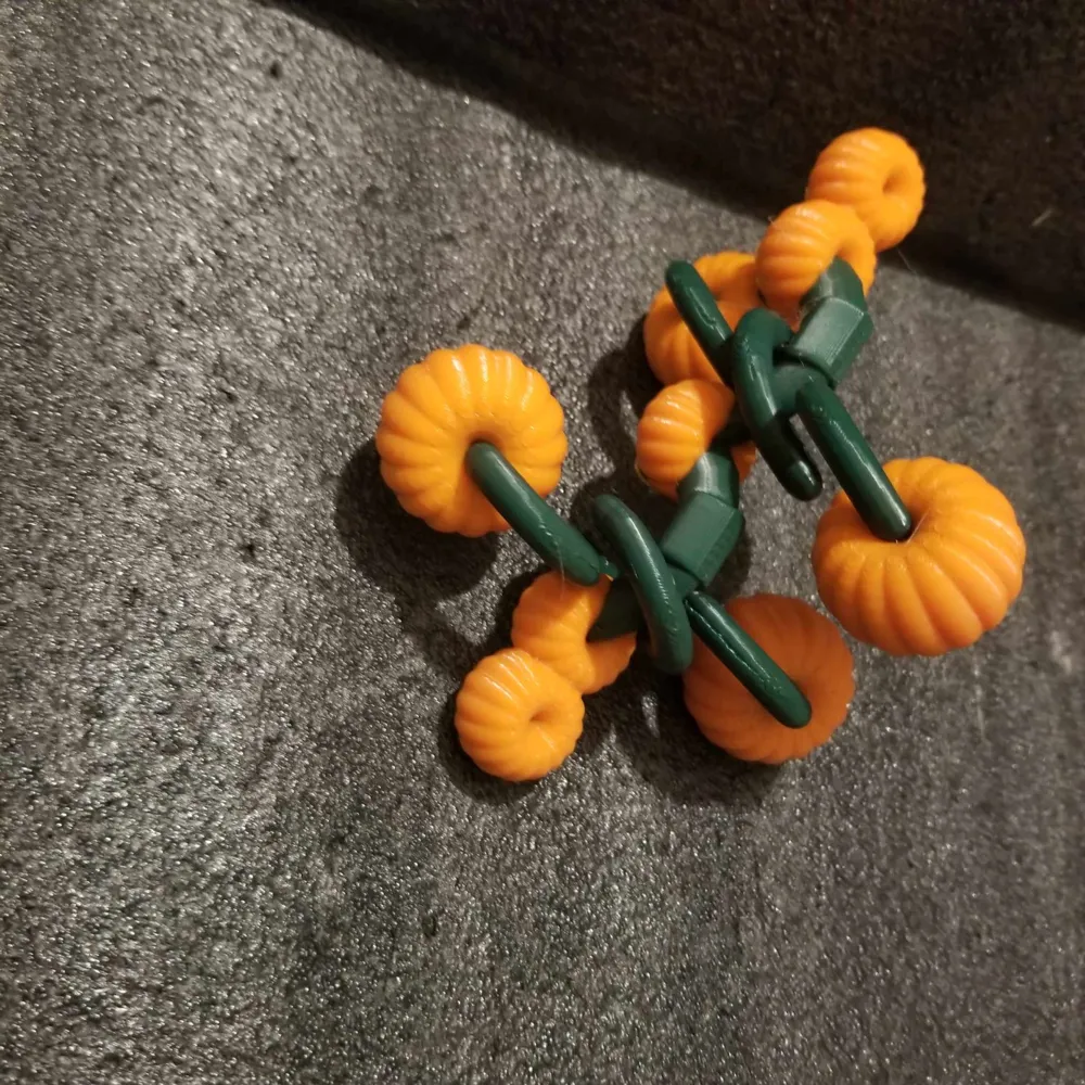 Shakaworld3D Pumpkin Patch Fidget Spinner by Shakaworld3D - MakerWorld