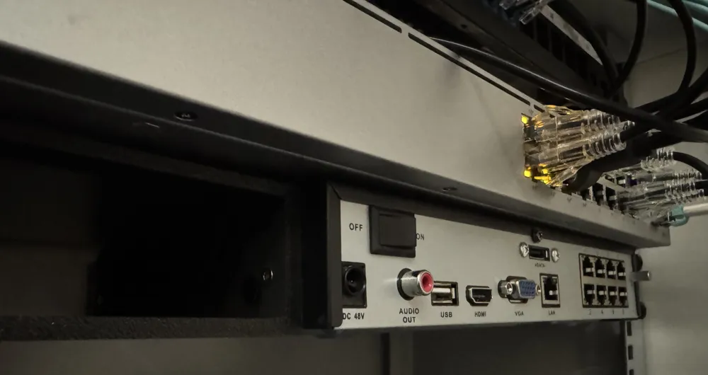 Rack Mount for Reolink RLN8-410 NVR with tray - Free 3D Print Model ...