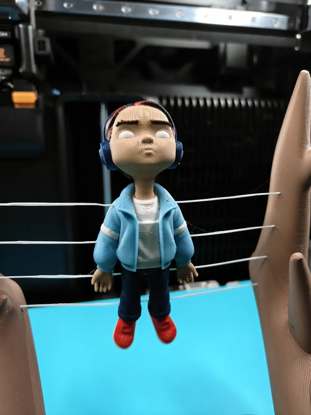 Suspended Max Stranger Things - Free 3D Print Model - MakerWorld