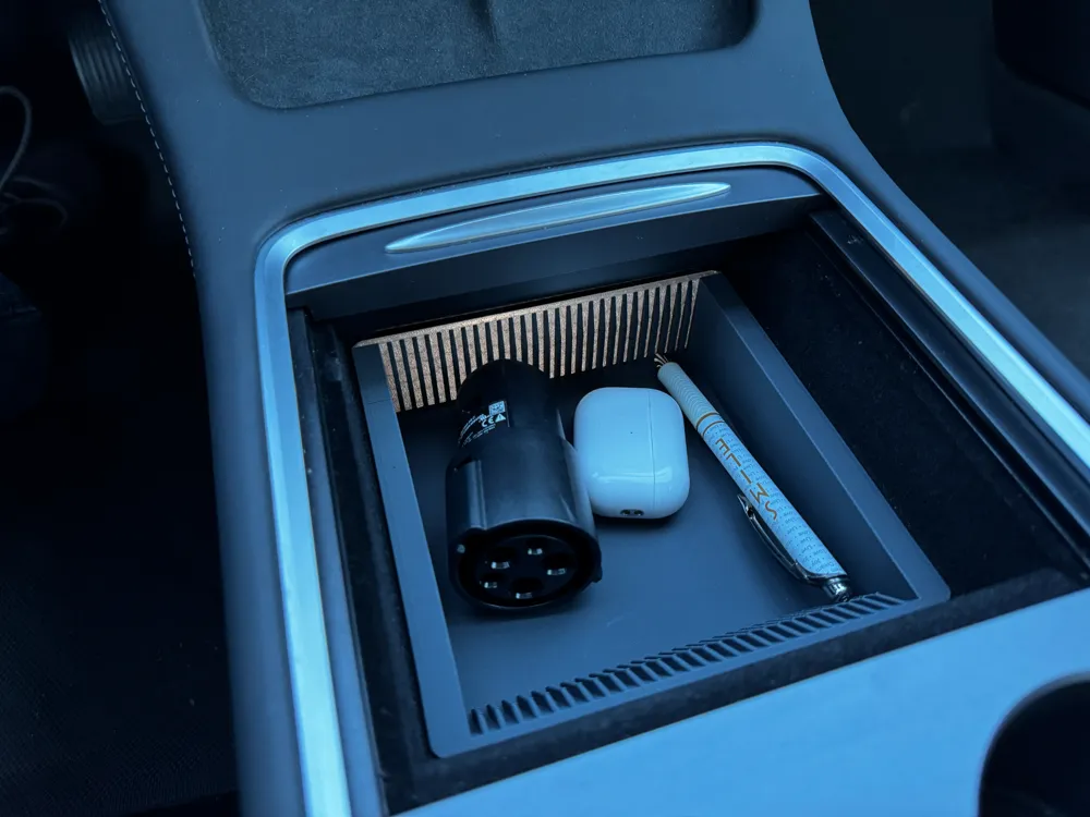 Tesla 3|Y Center Console Tray - Modular | Backlit - Free 3D Print Model ...